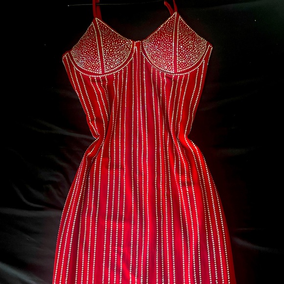 AKIRA | Dresses | Akira Red Bodycon Fancy Yet Elegant Dress For Any ...